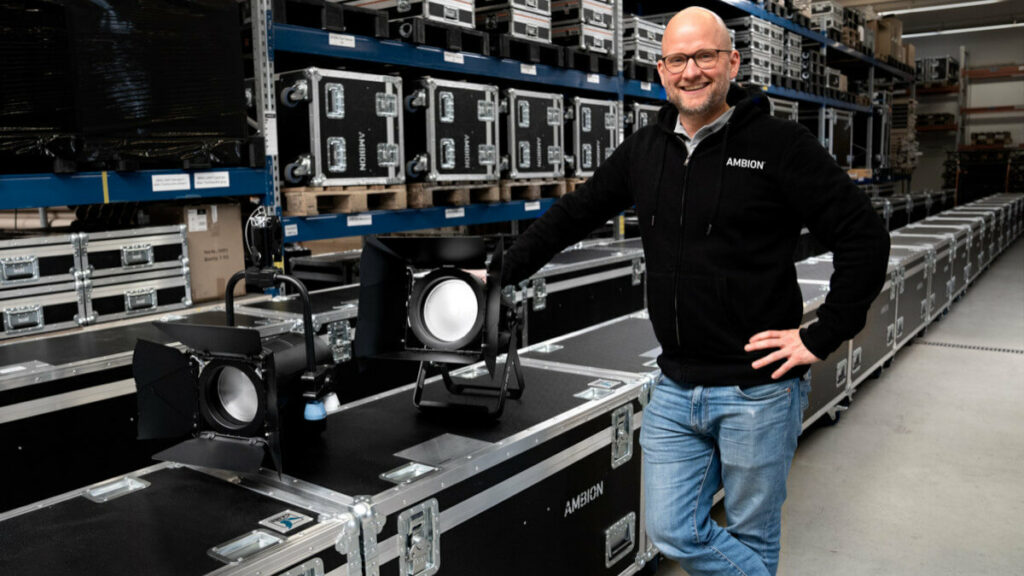 Die AMBION GmbH investiert weiter in KL-Serie von ELATION #mothergrid